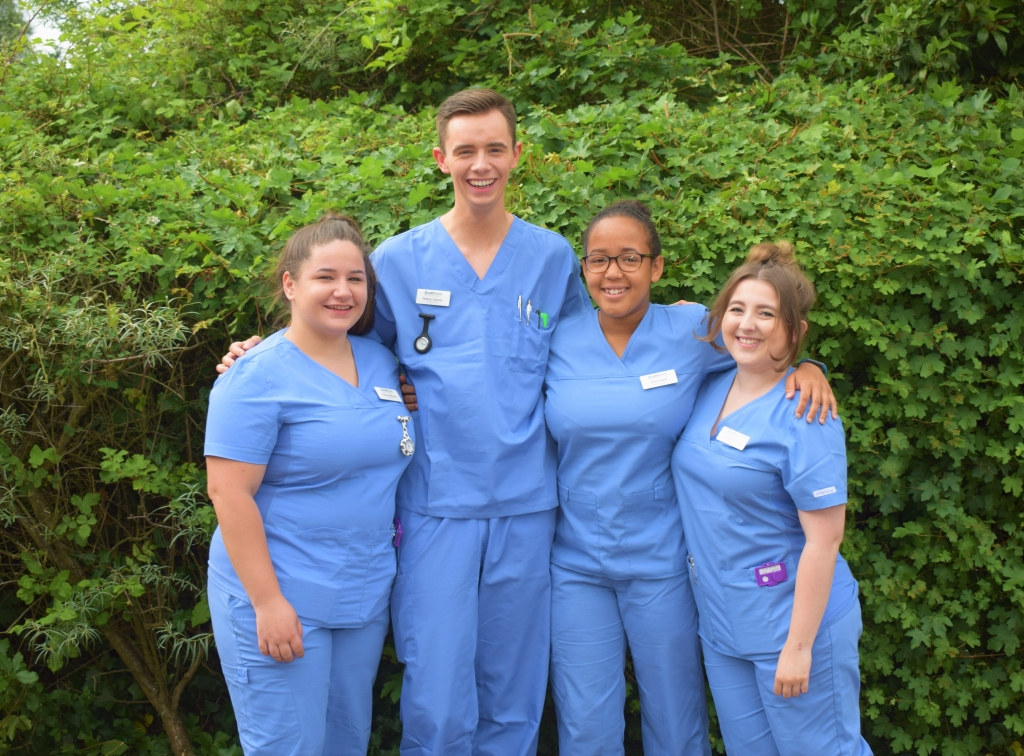 SOUTHFIELDS STUDENT INITIATIVE AIMS TO TACKLE SHORTAGE OF VET NURSES ...